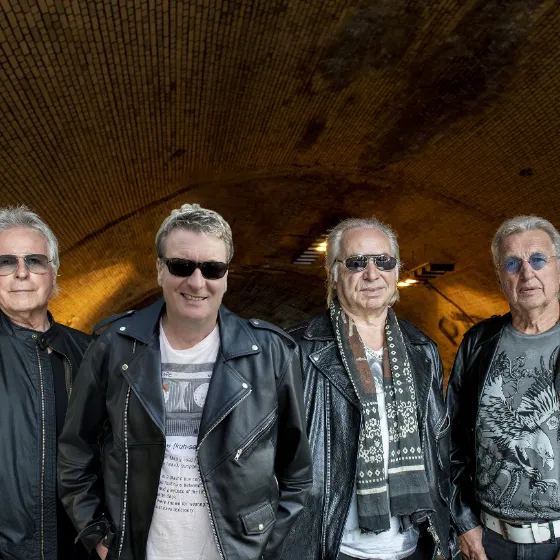 The Rattles Tickets - alle Termine auf einen Blick - Karten online ...